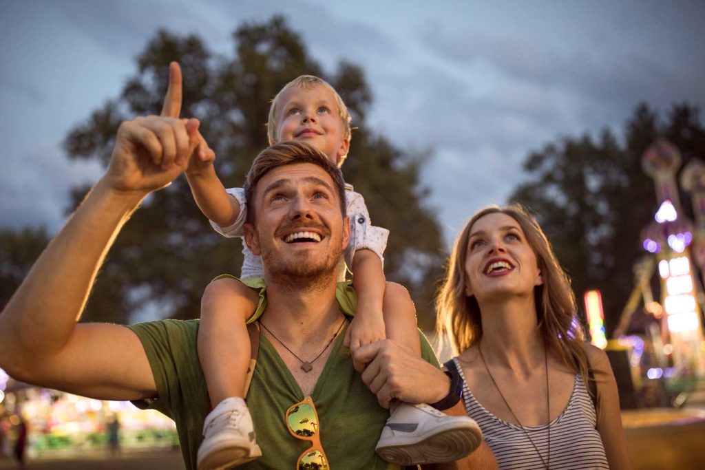 ディズニーとUSJどっちが楽しい？どっちが人気？初USJでDヲタが感じた魅力 | サンクチュアリ出版 ほんよま